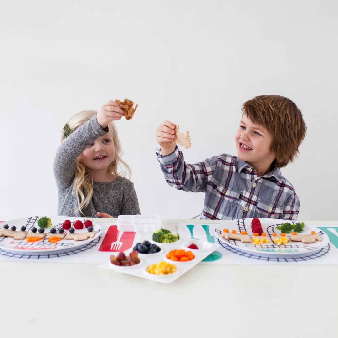 Playing with Food with Your Kids – Dylbug